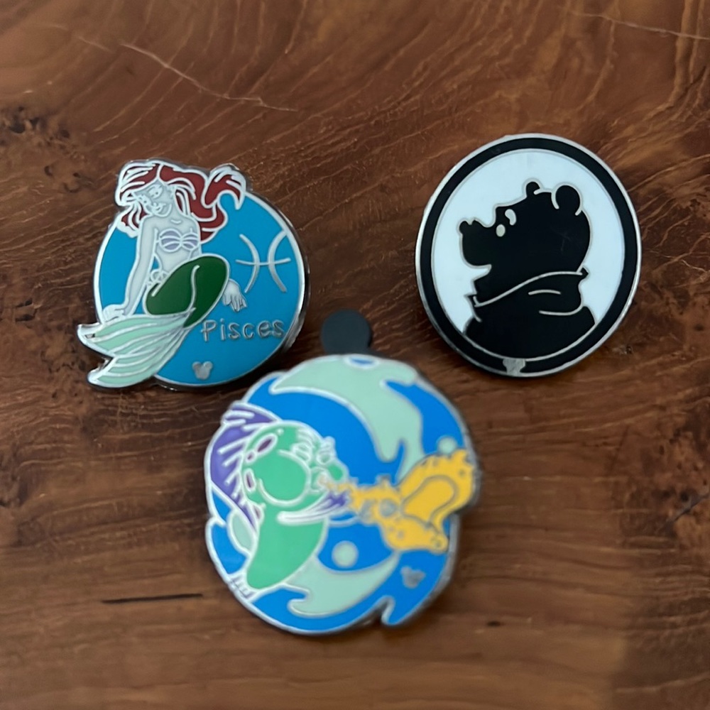 Set Of Three Disney Collectible Trading Pins, Great F… - Gem